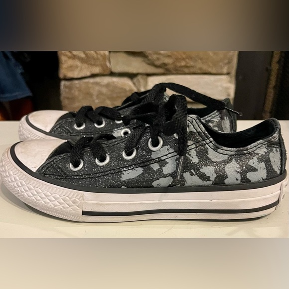 Converse | Shoes | Converse Girls Size 1 Juniors Black Silver Sparkle ...